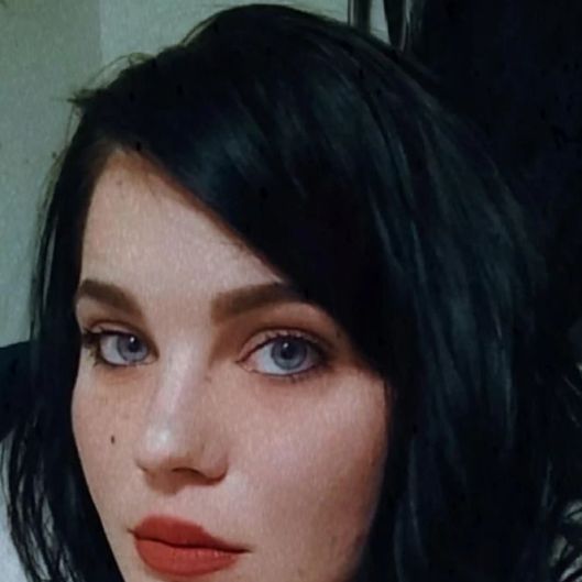 Professional Cuddler in Owosso, Michigan | LunaV