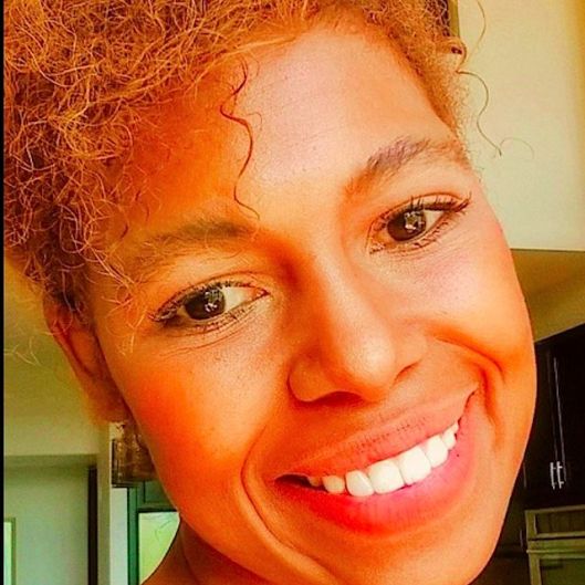 Professional Cuddler in Ames, Iowa | Cuddle_Me_Calm