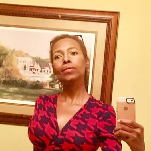 Professional Cuddler in Ames, Iowa | Cuddle_Me_Calm