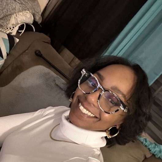 Professional Cuddler in Orlando, Florida | CuddleQueen727