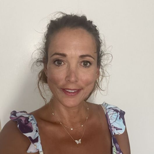 Professional Cuddler in Santa Monica, California | cuddlesandchat