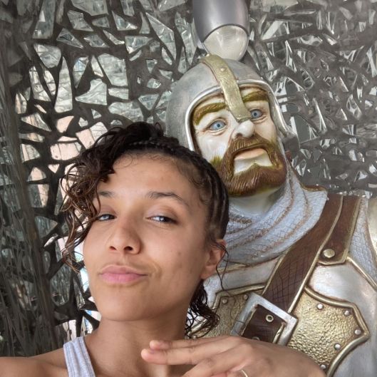 Professional Cuddler in Orlando, Florida | CuddlingKali