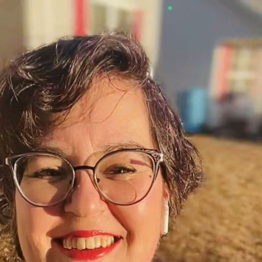 Professional Cuddler in Richlands, North Carolina | squnch