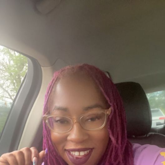 Professional Cuddler in Cleveland, Ohio, US | TheCuddleQween