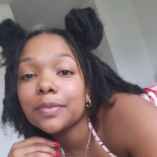 Professional Cuddler in Jacksonville, Florida | Bee_TheHealer