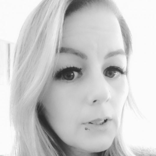 Professional Cuddler in Spokane, Washington | RishaMarie