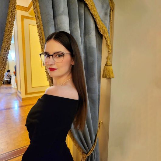 Professional Cuddler in Toronto, Ontario | Talulah