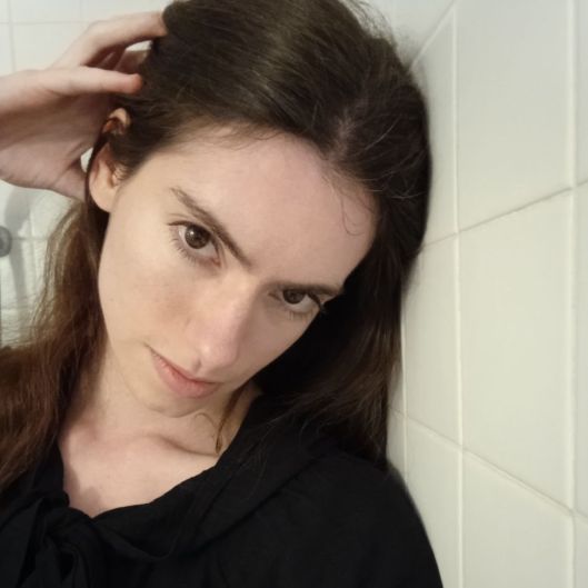 Professional Cuddler in London, England | Folktale