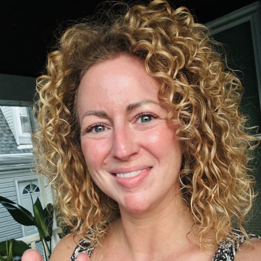 Professional Cuddler in Covington, Kentucky | Curls_To_Cuddle