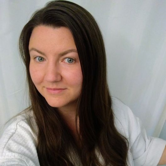 Professional Cuddler in Las Vegas, Nevada, US | ElectricRed