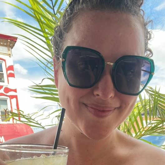 Professional Cuddler in Baltimore, Maryland | EriElle