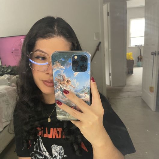 Professional Cuddler in Virginia Beach, Virginia | _CuddleFish