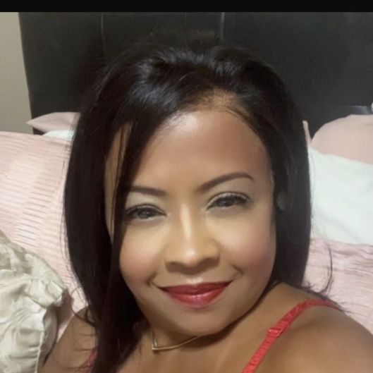 Professional Cuddler in Concord, North Carolina | missgeegee