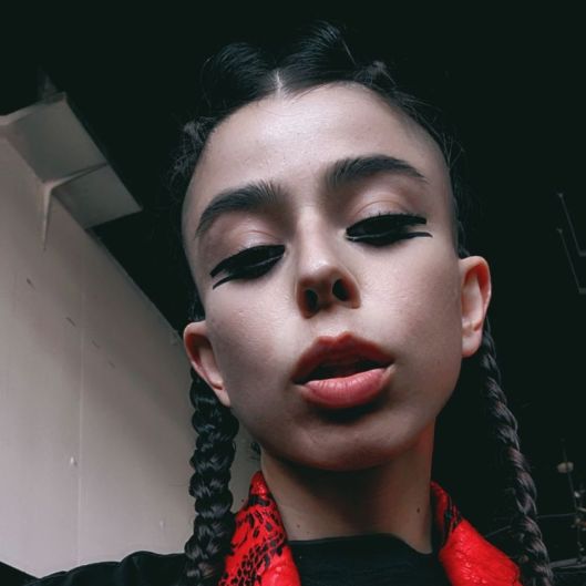 Professional Cuddler in Los Angeles, California | SweetMars