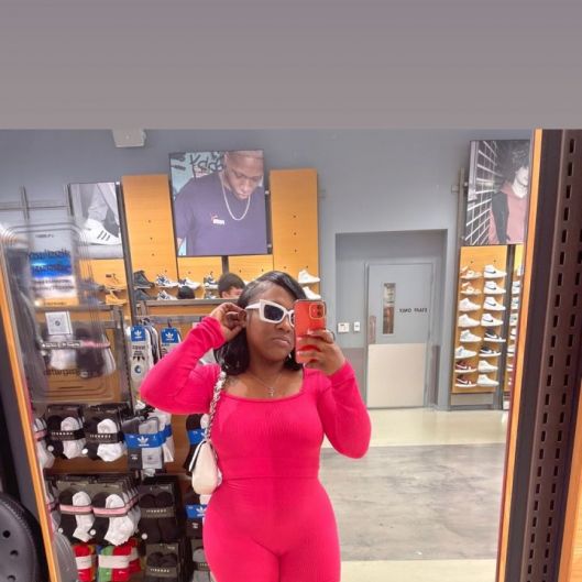 Professional Cuddler in Detroit, Michigan, US | Erricka