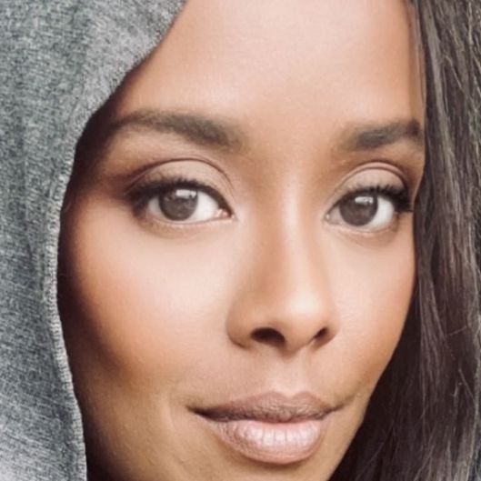 Professional Cuddler in Toronto, Ontario | NiaM