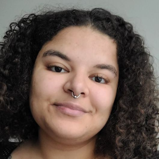 Professional Cuddler in Galesburg, Illinois | Honeynose