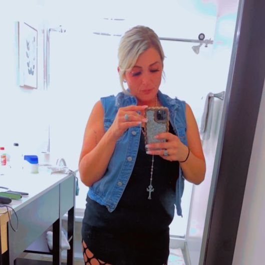 Professional Cuddler in Spartanburg, South Carolina | semone