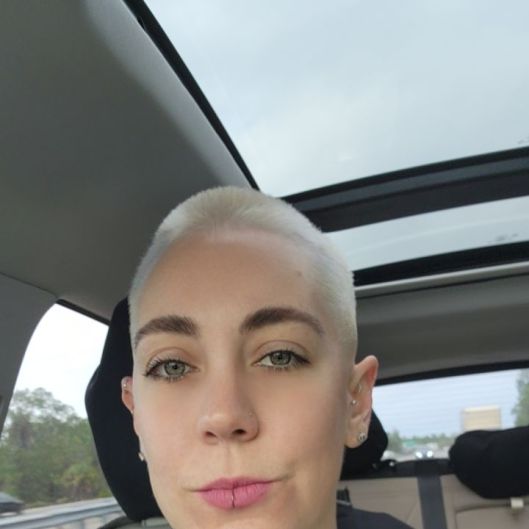 Professional Cuddler in Daytona Beach, Florida | Thecanoodler