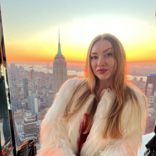 professional-cuddler-in-new-york-new-york-happyanna