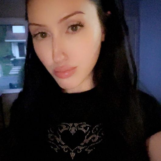 Professional Cuddler in Cumberland, Maryland | lexbaby