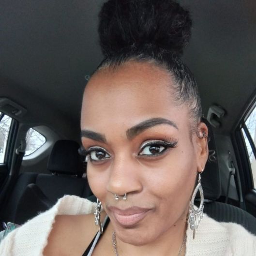 Professional Cuddler in Kansas City, Missouri, US | CurvyCuddlyBBW