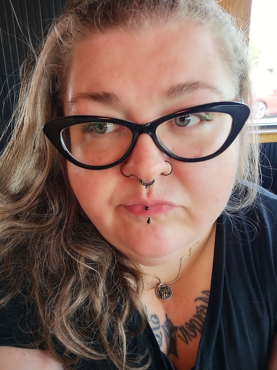 Professional Cuddler in Toledo, Ohio | Phoenix_Rising