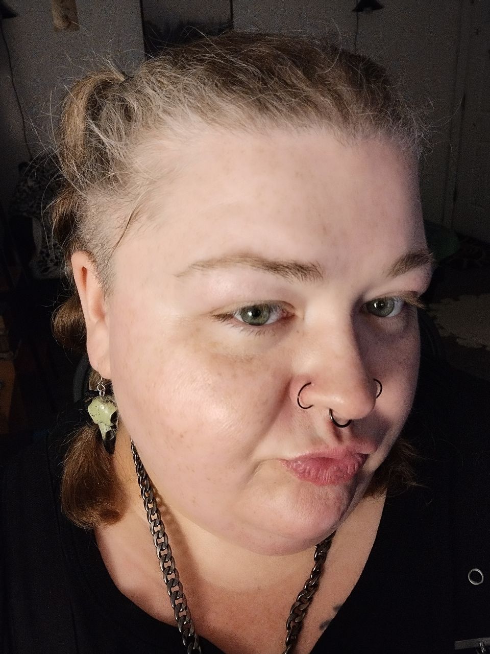 Professional Cuddler in Toledo, Ohio | Phoenix_Rising