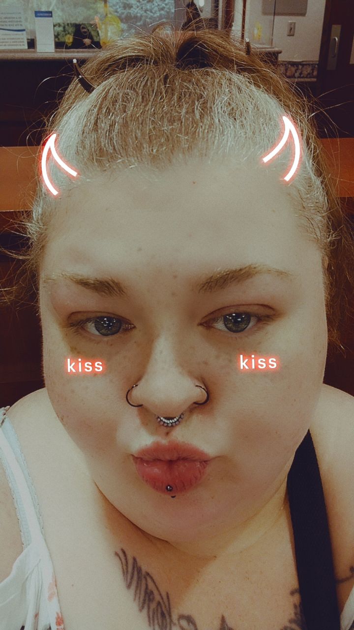 Professional Cuddler in Toledo, Ohio | Phoenix_Rising