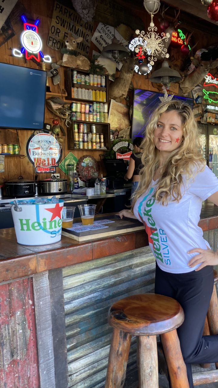 Professional Cuddler in Orlando, Florida | snugglesNtalks