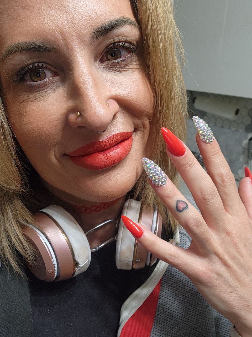 Professional Cuddler in Hamilton, Ontario, CA | moveandgroove