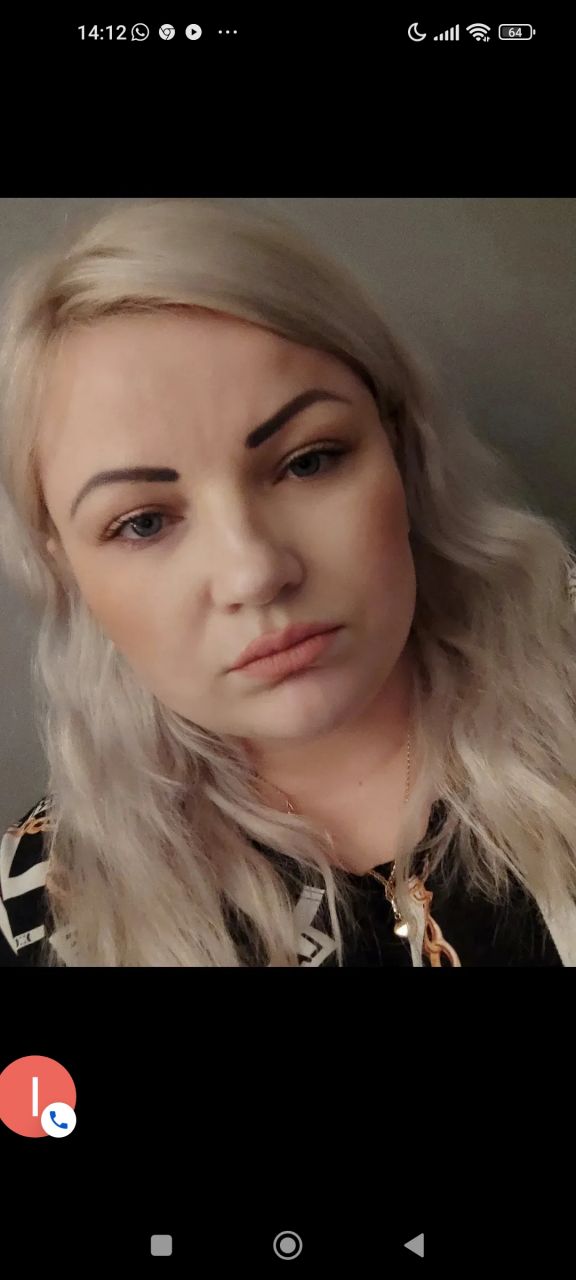 Professional Cuddler in London, England, GB | lizze