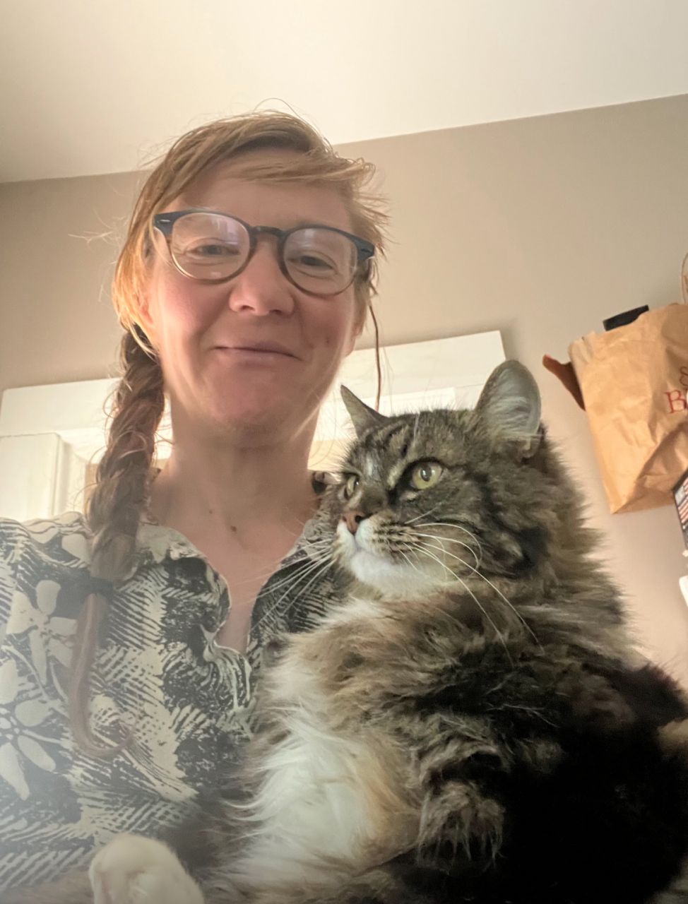 Professional Cuddler in Knoxville, Tennessee | elliott_snuggs