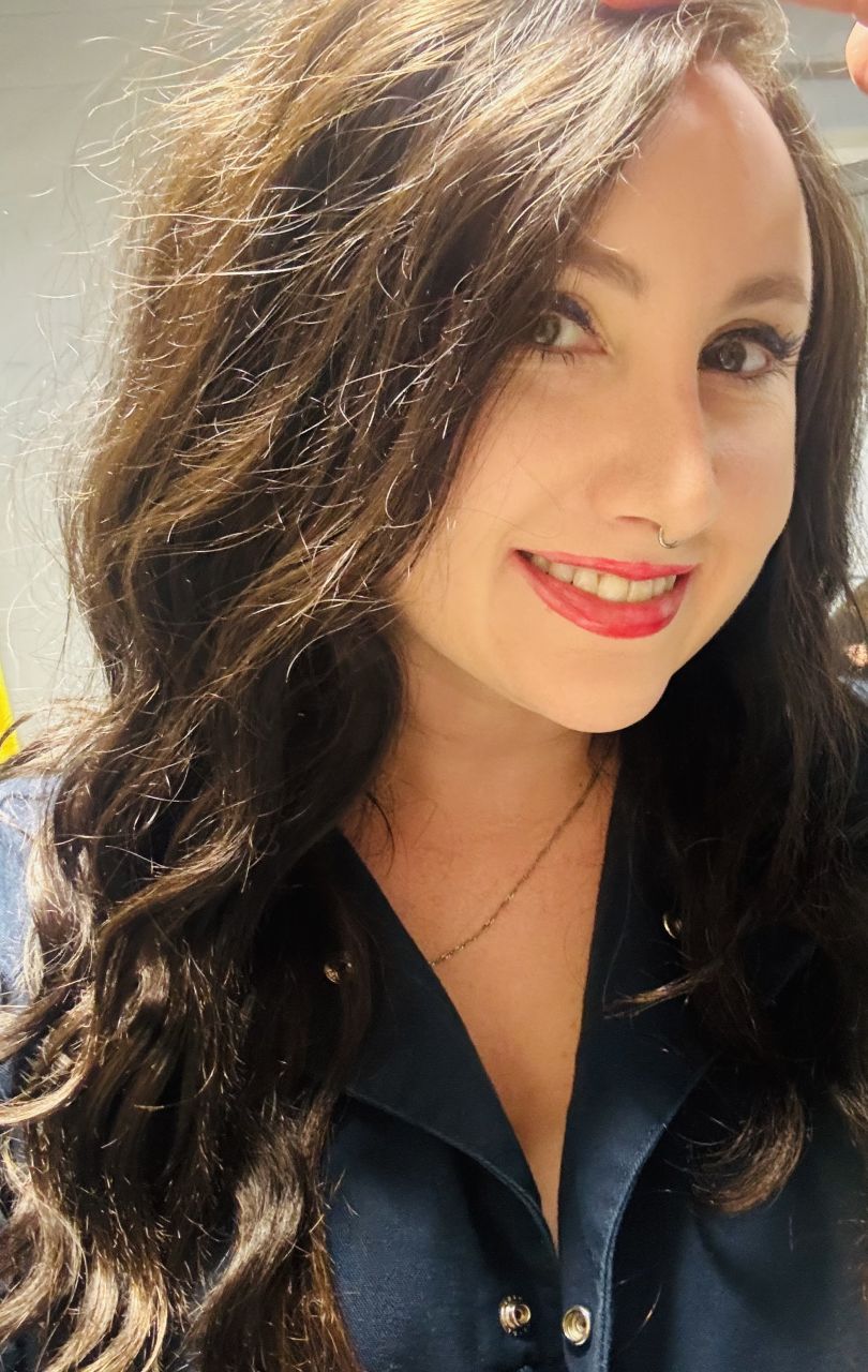 Professional Cuddler in Westbury, New York | Ruby_Red