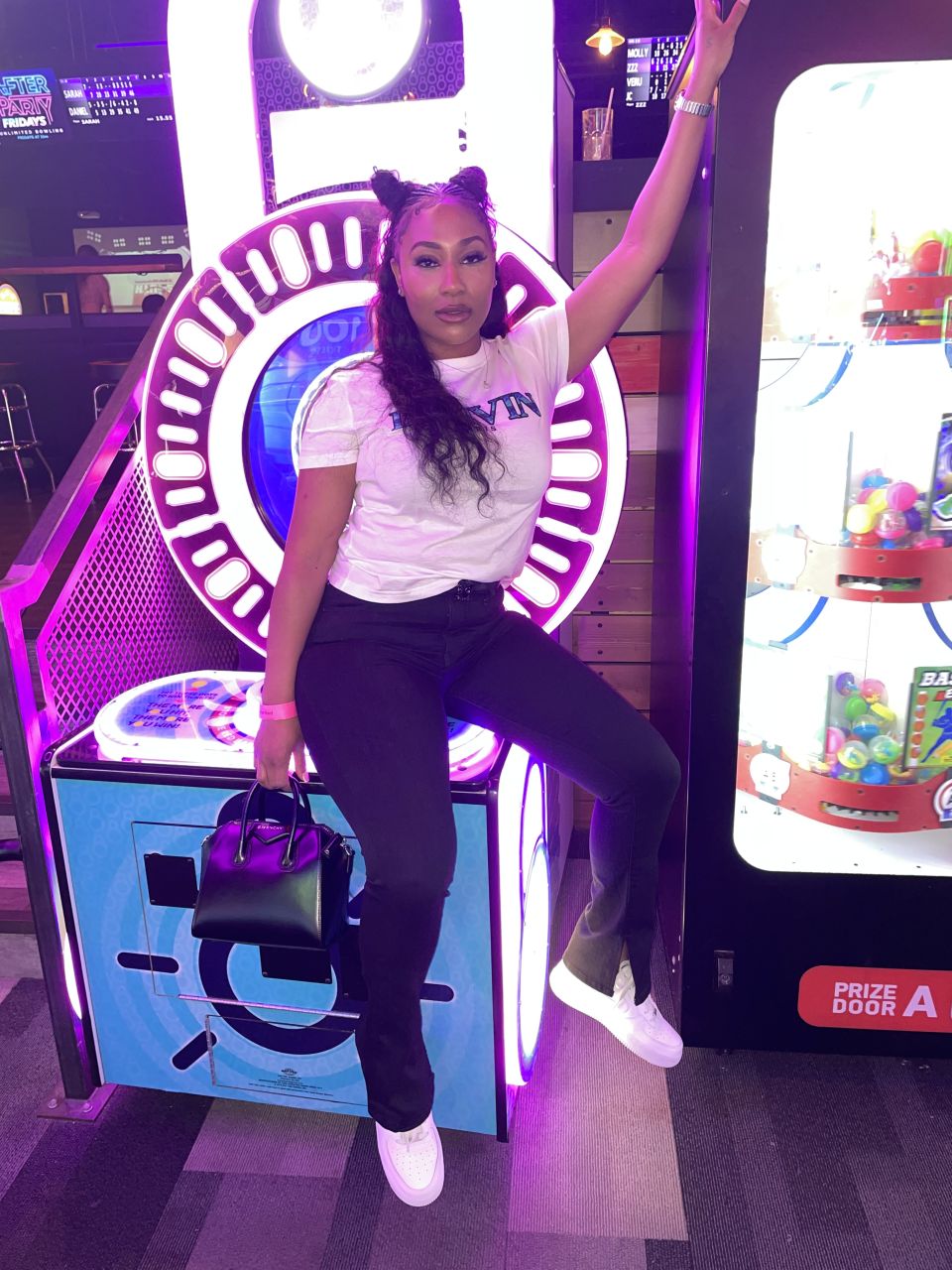 Professional Cuddler in Pembroke Pines, Florida, US | Jbella