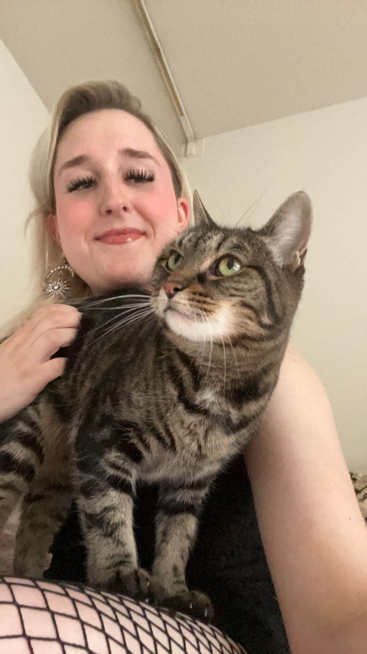 Professional Cuddler in Seattle, Washington | sillysleepygirl