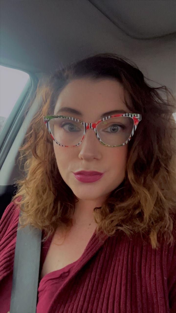 Professional Cuddler in Cleveland, Ohio | CuddleKiki7