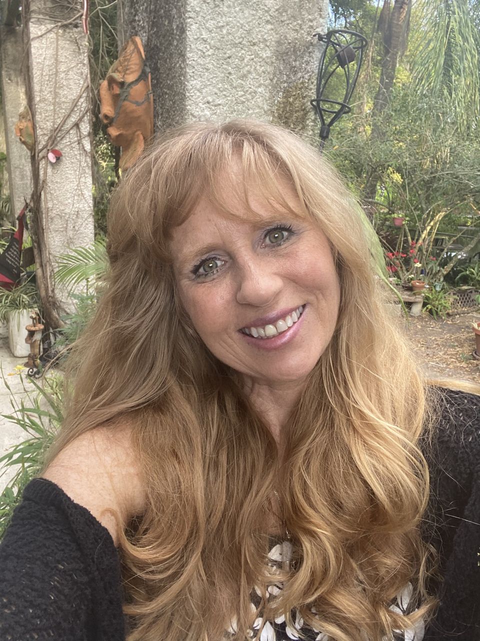 Professional Cuddler in Tampa, Florida | BeachHouseofZen