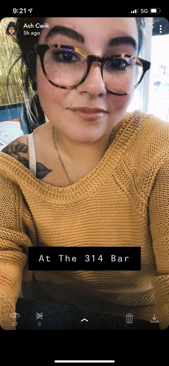 Professional Cuddler in The Woodlands, Texas | ashleycwik