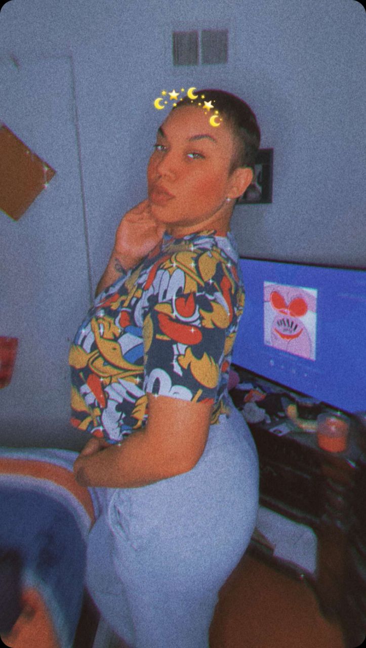 Professional Cuddler in St Louis, Missouri | amoralez