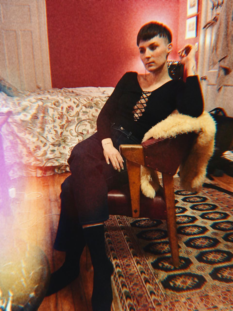 Professional Cuddler in Toronto, Ontario | CrystalQueer