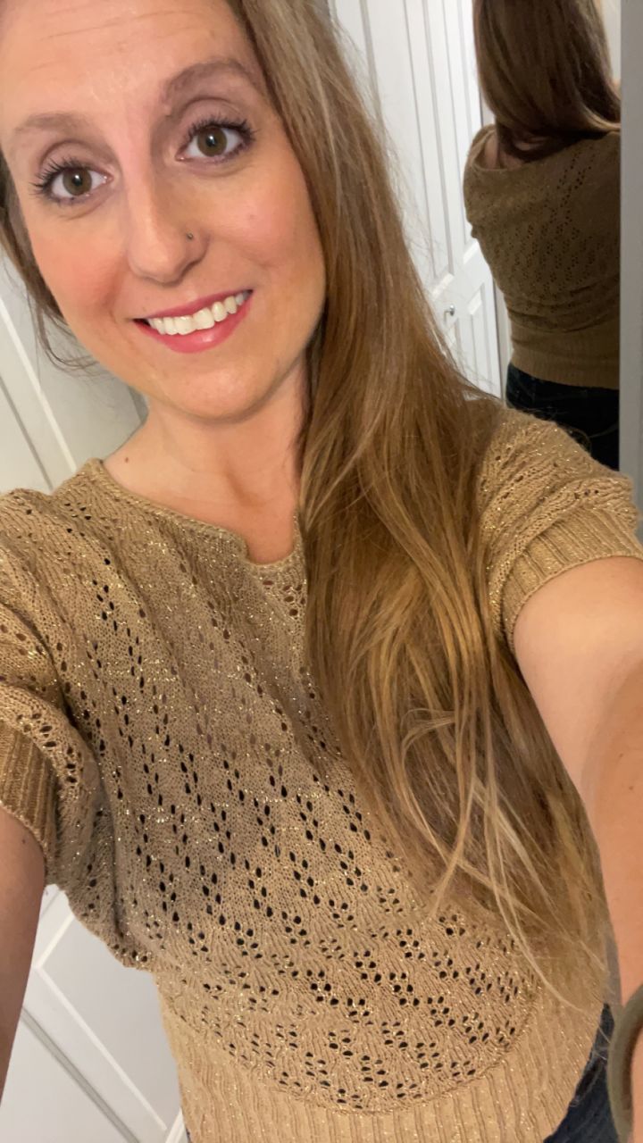 Professional Cuddler in Roseville, Michigan | meeshell