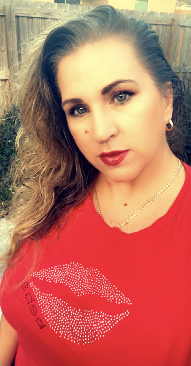 Professional Cuddler in Tampa, Florida | Fun4U