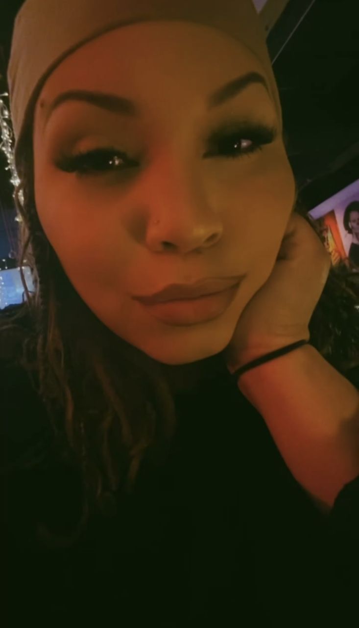 Professional Cuddler in Minneapolis, Minnesota | cuddleary