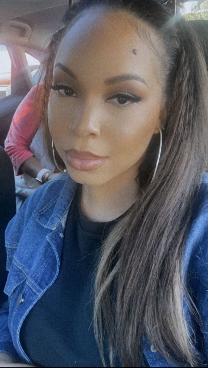 Professional Cuddler in Minneapolis, Minnesota | cuddleary