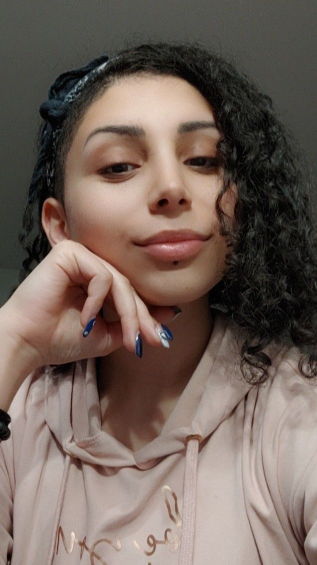 Professional Cuddler in Toronto, Ontario, CA | Moonlight_Mah