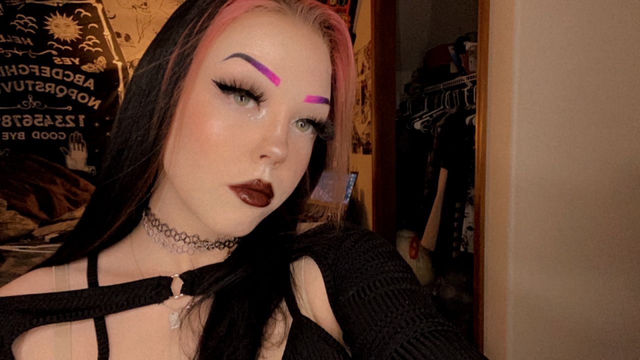 Professional Cuddler in Spokane, Washington | Emily_Cares1017