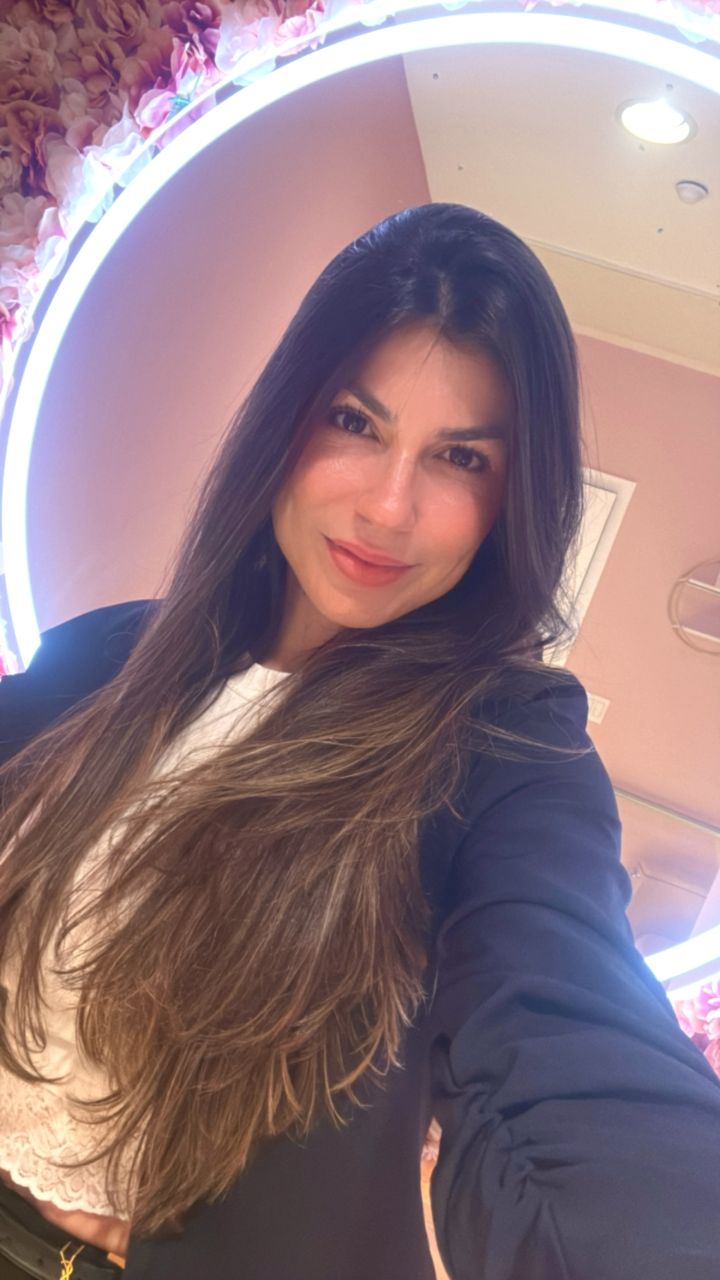 Professional Cuddler in Irvine, California | Luna_lua