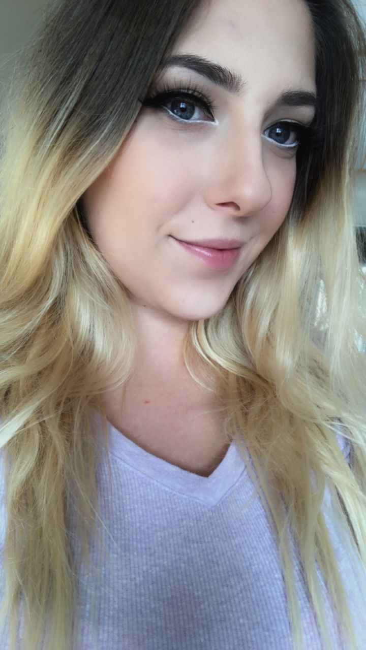 Professional Cuddler in Saginaw, Michigan | CuddleBug989