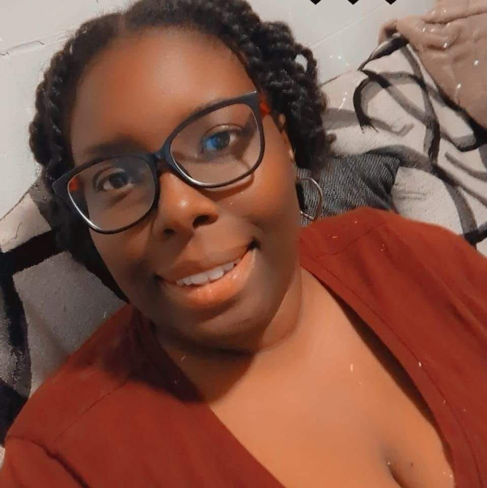 Professional Cuddler in Chicago, Illinois | Lovablelala33